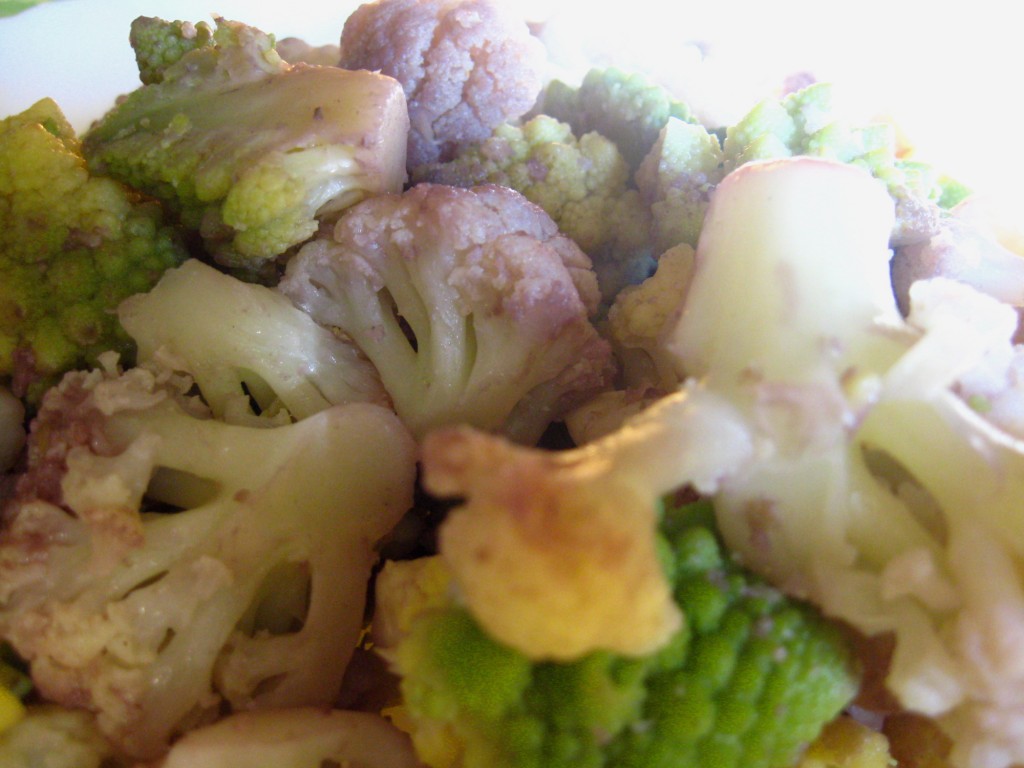 Cavolfiore al vino rosso: Cauliflower cooked in red wine - Roman Recipes