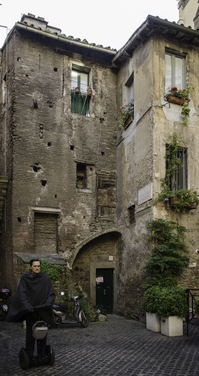 Guide to the Jewish Ghetto area of Rome, Italy